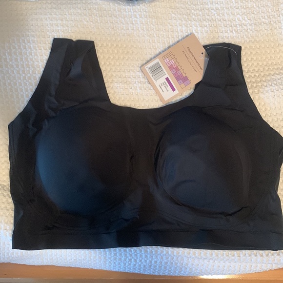 True & Co. | Intimates & Sleepwear | 2 Nwt True Co True Body Lift Bras ...